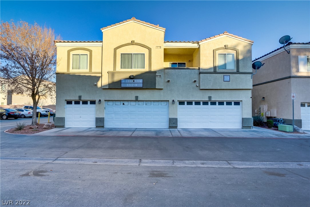 6170 East Sahara Avenue, Unit 1112, Las Vegas, NV 89142 | Compass
