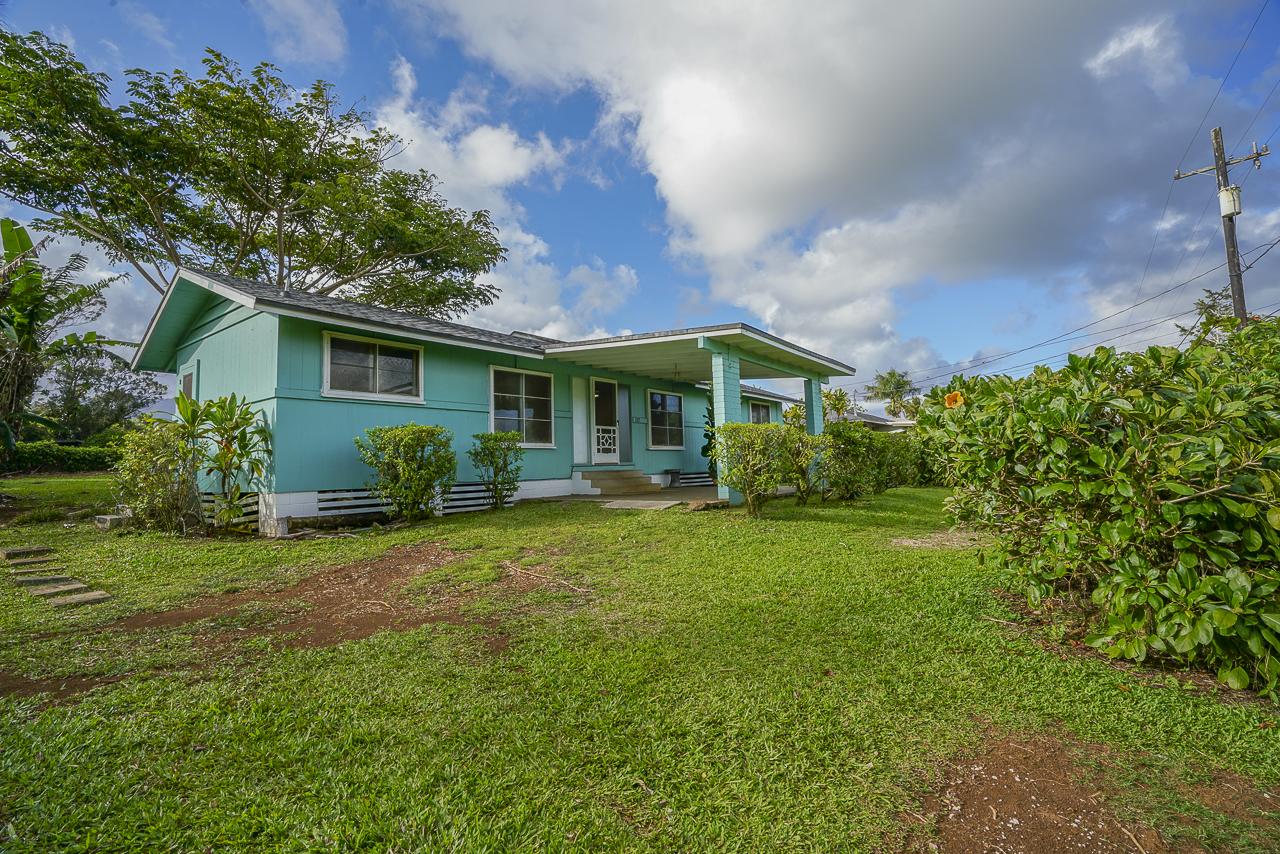 117 Kaholalele Road, Kapaa, HI 96746 | Compass