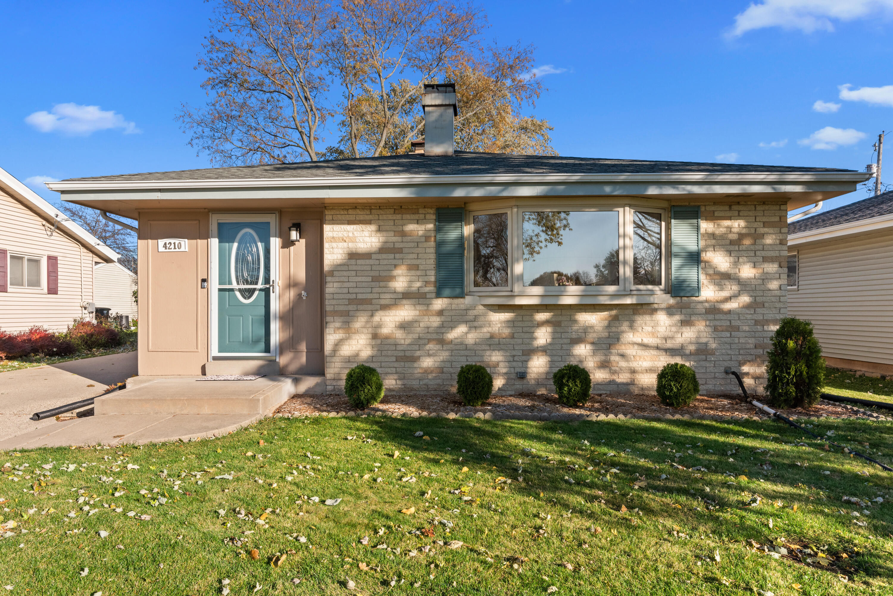 4210 South 89th Street, Greenfield, WI 53228 | Compass