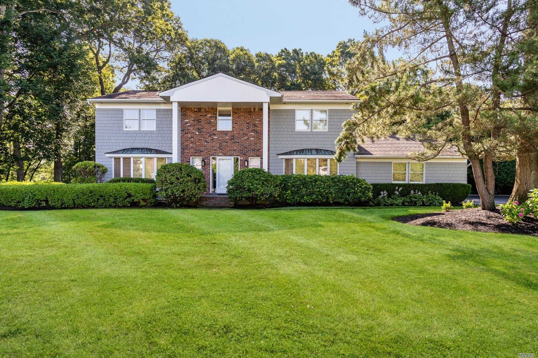 11 Louis Drive, Melville, NY 11747 | Compass