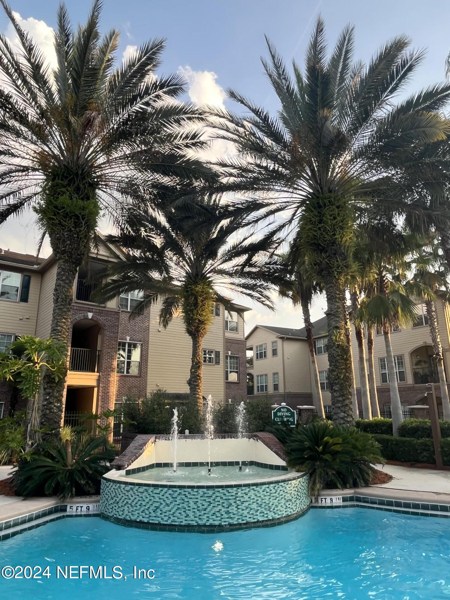 7800 Point Meadows Drive, Unit 1133, Jacksonville, FL 32256 | Compass