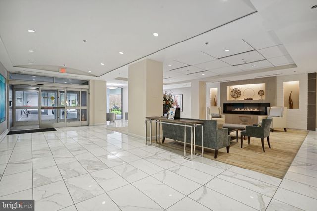 Sam Solovey, Real Estate Agent - Compass