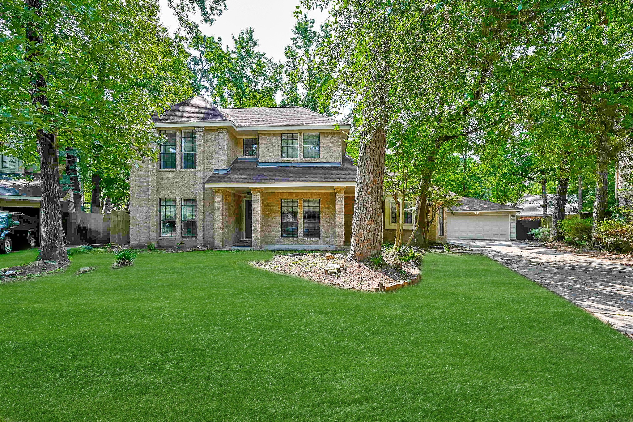 31 Silent Brook Pl, The Woodlands, TX 77381 | MLS #65627071 | Compass