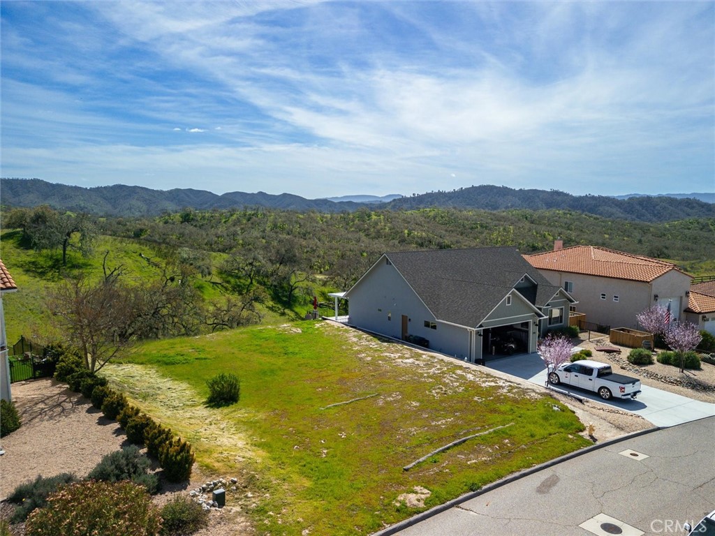 2186 Holly Drive, Paso Robles, CA 93446 | Compass