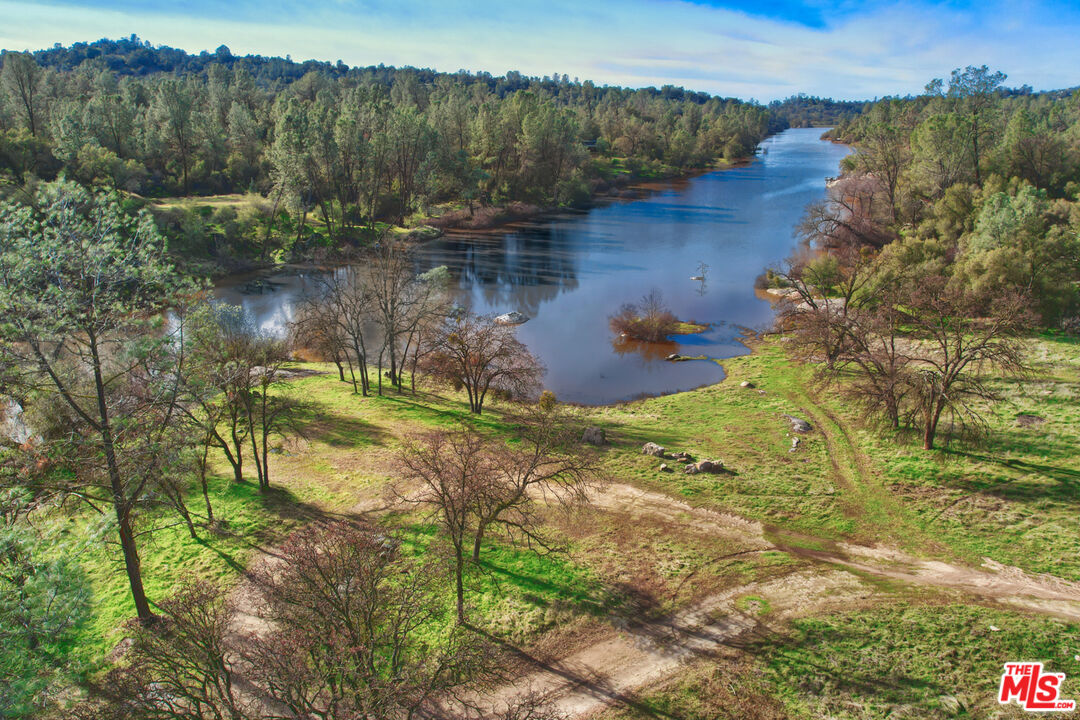 1 Blackhawk Lake, Coarsegold, CA 93614 | Compass