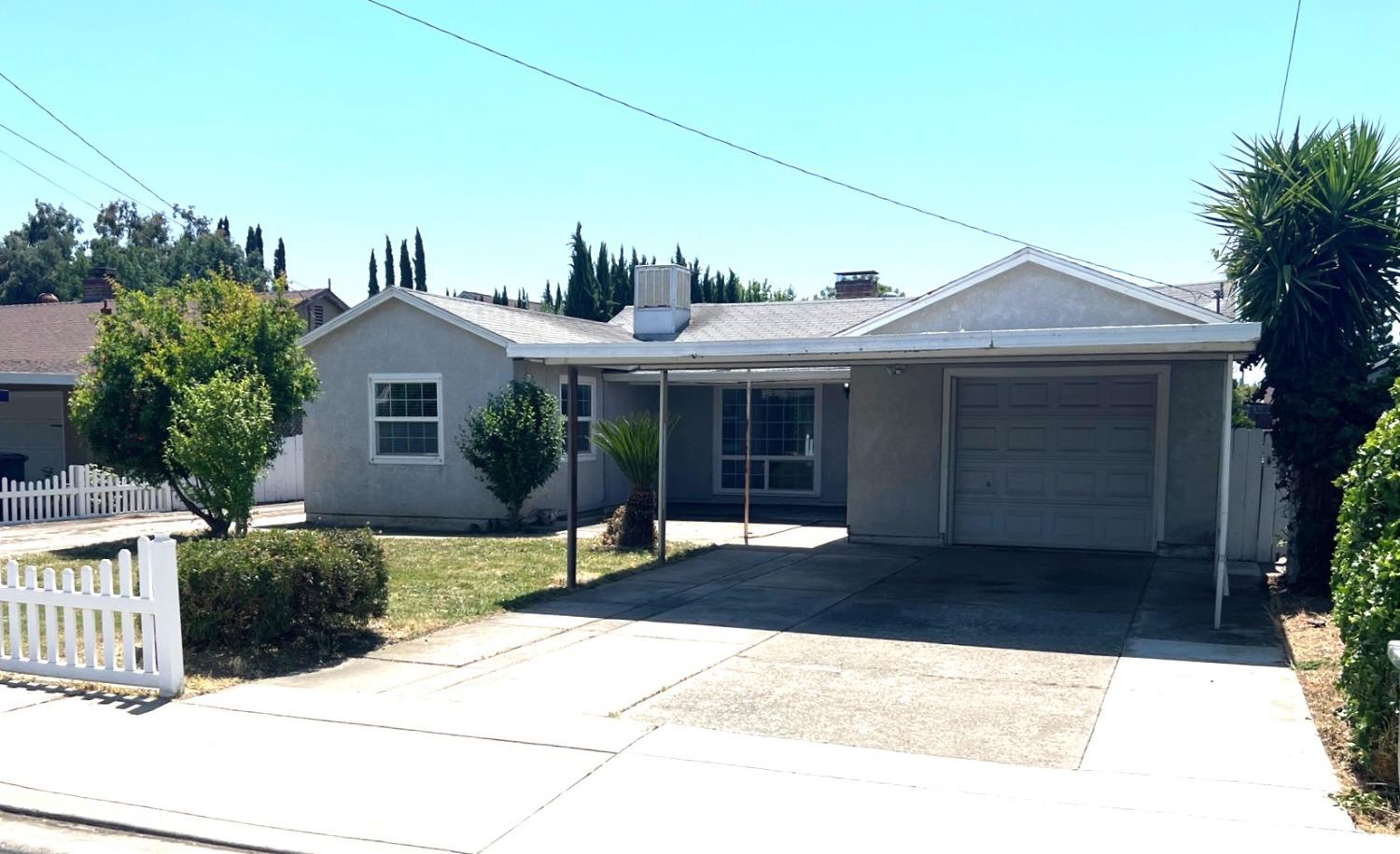 220 South Lee Avenue, Oakdale, CA 95361 | Compass