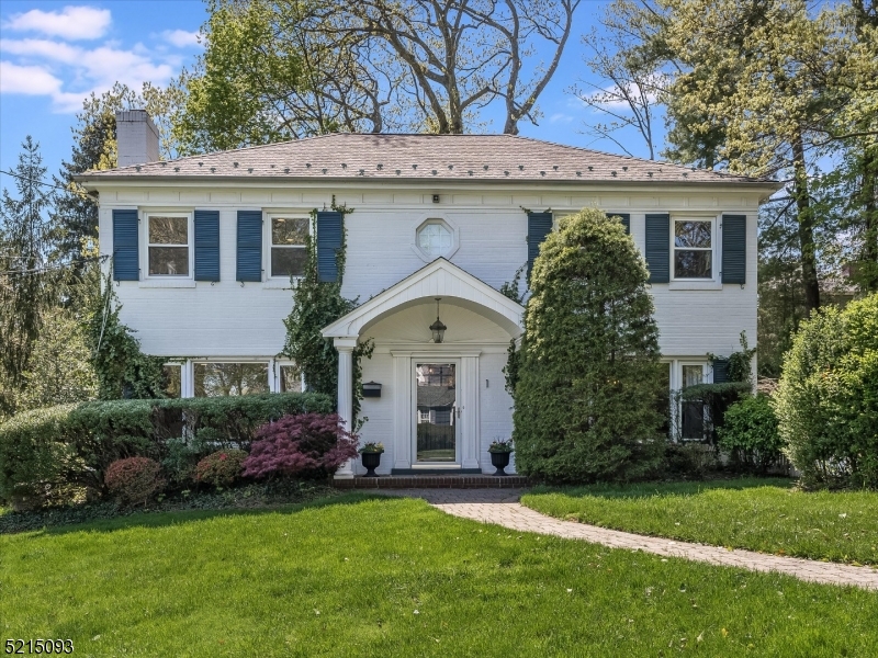 1 Crestwood Drive, Maplewood, NJ 07040 | Compass