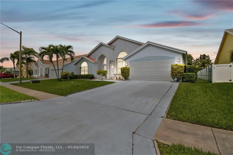 35 Meadows Park Lane, Boynton Beach, FL 33436 | Compass