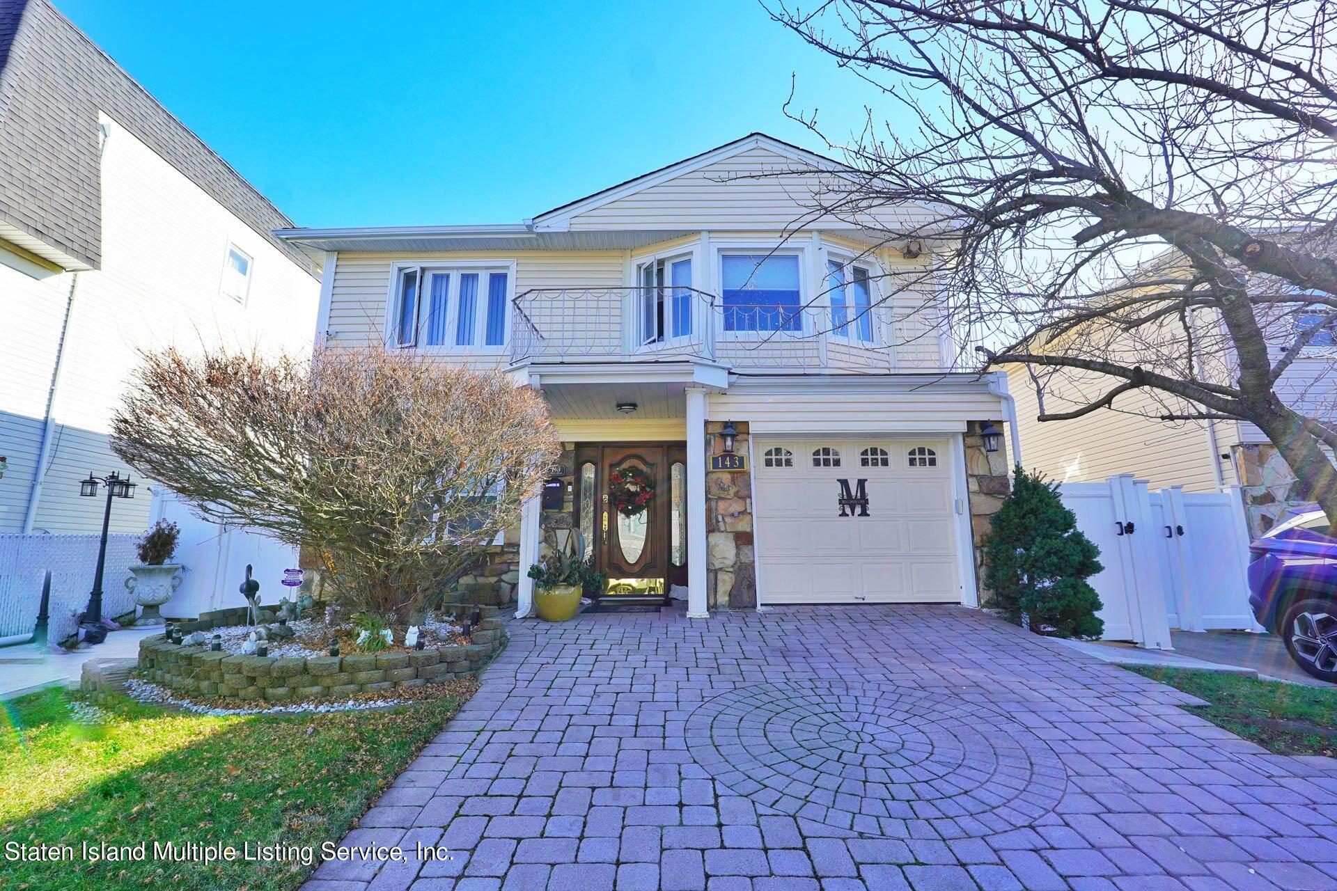 143 Kelly Boulevard | Compass