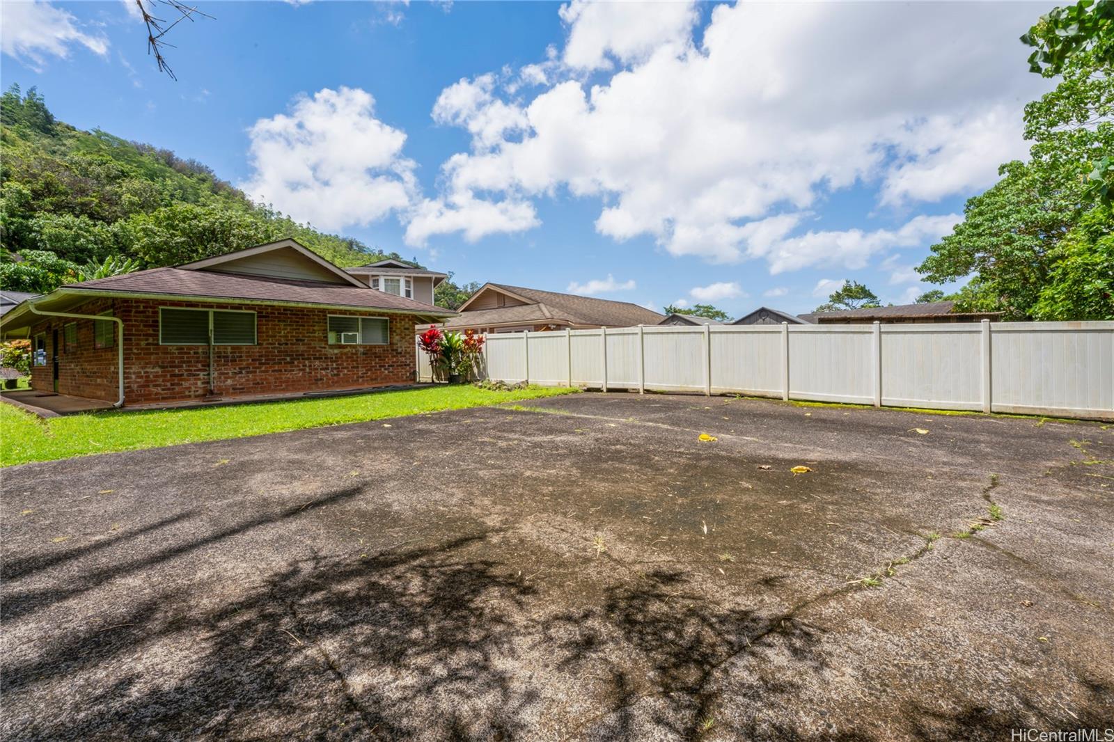 3577 Pinao Street, Unit 39, Honolulu, HI 96822 | Compass