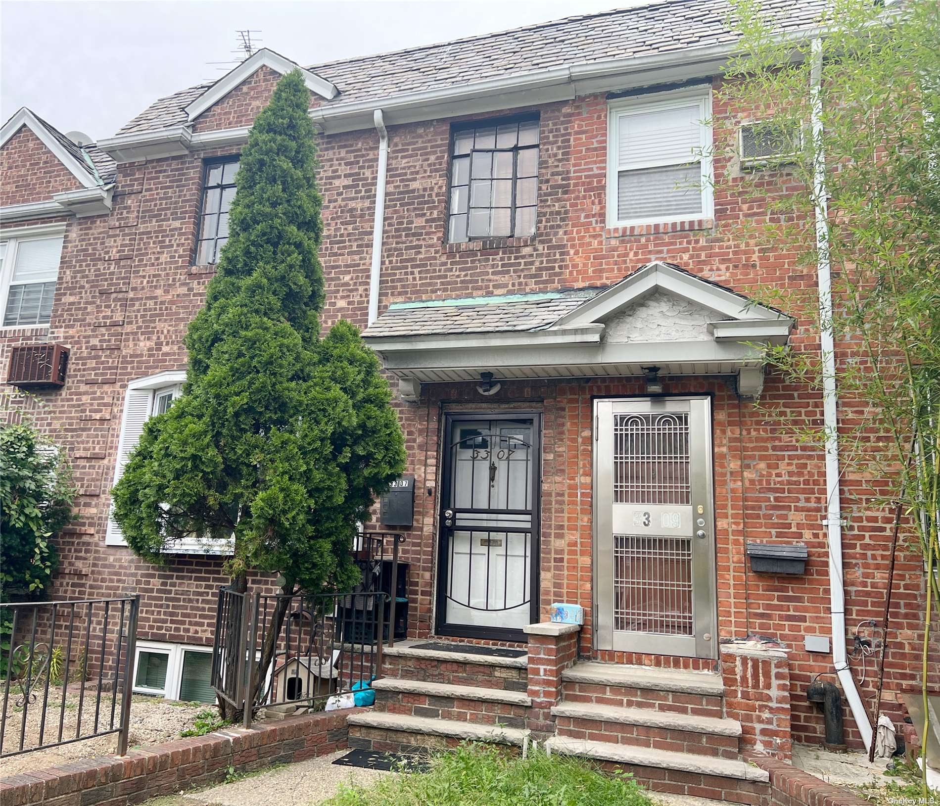 33-07 143rd Street, Unit 1405 | Compass