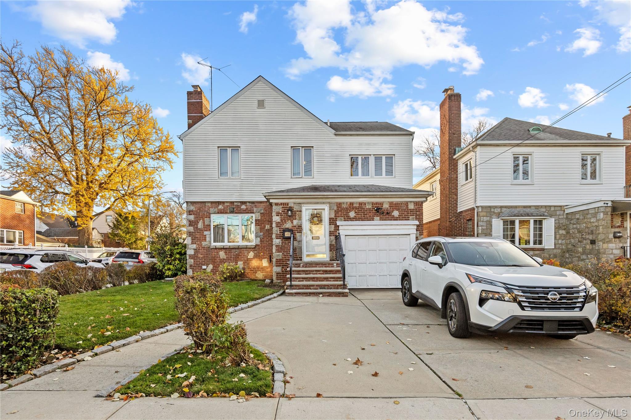 119-20 9th Avenue | Compass