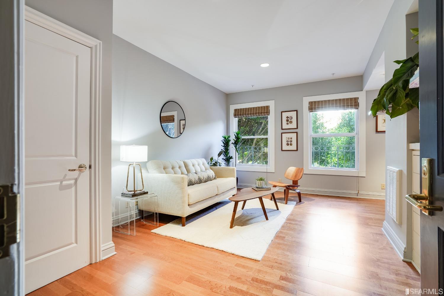 725 Pine Street, Unit 202, San Francisco, CA 94108 | Compass