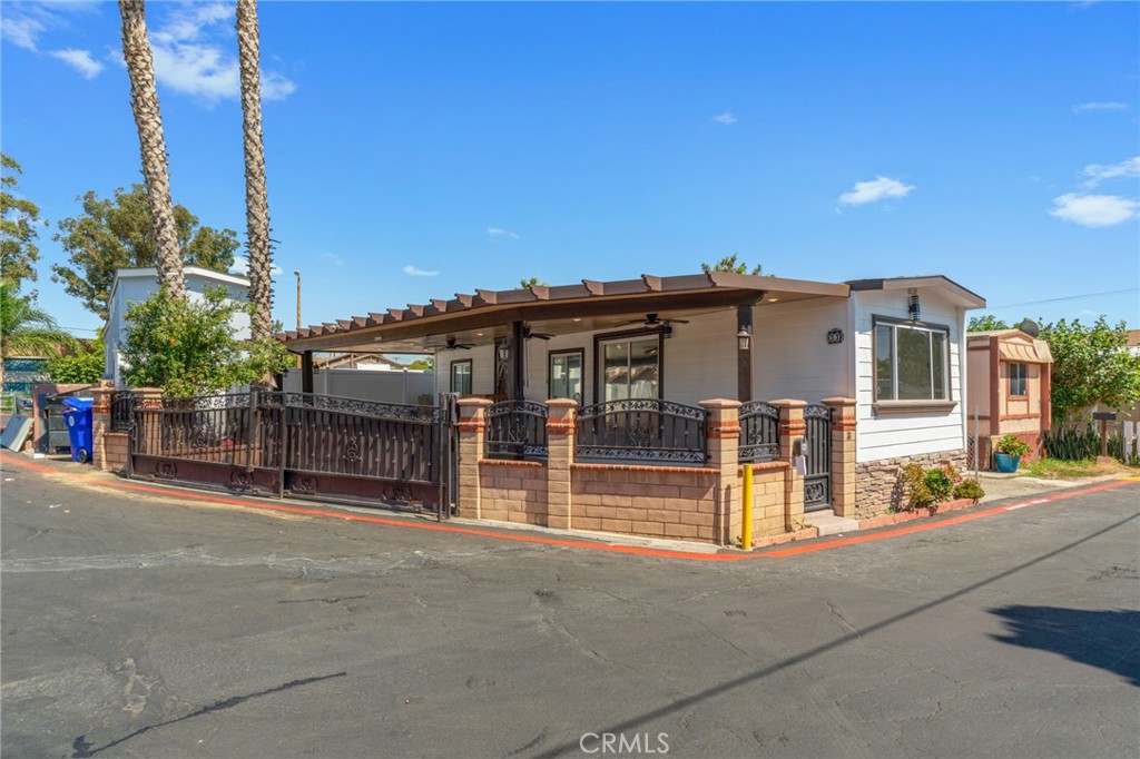 3319 Avalon Riverside Ca, Unit 33, Riverside, CA 92509 | Compass