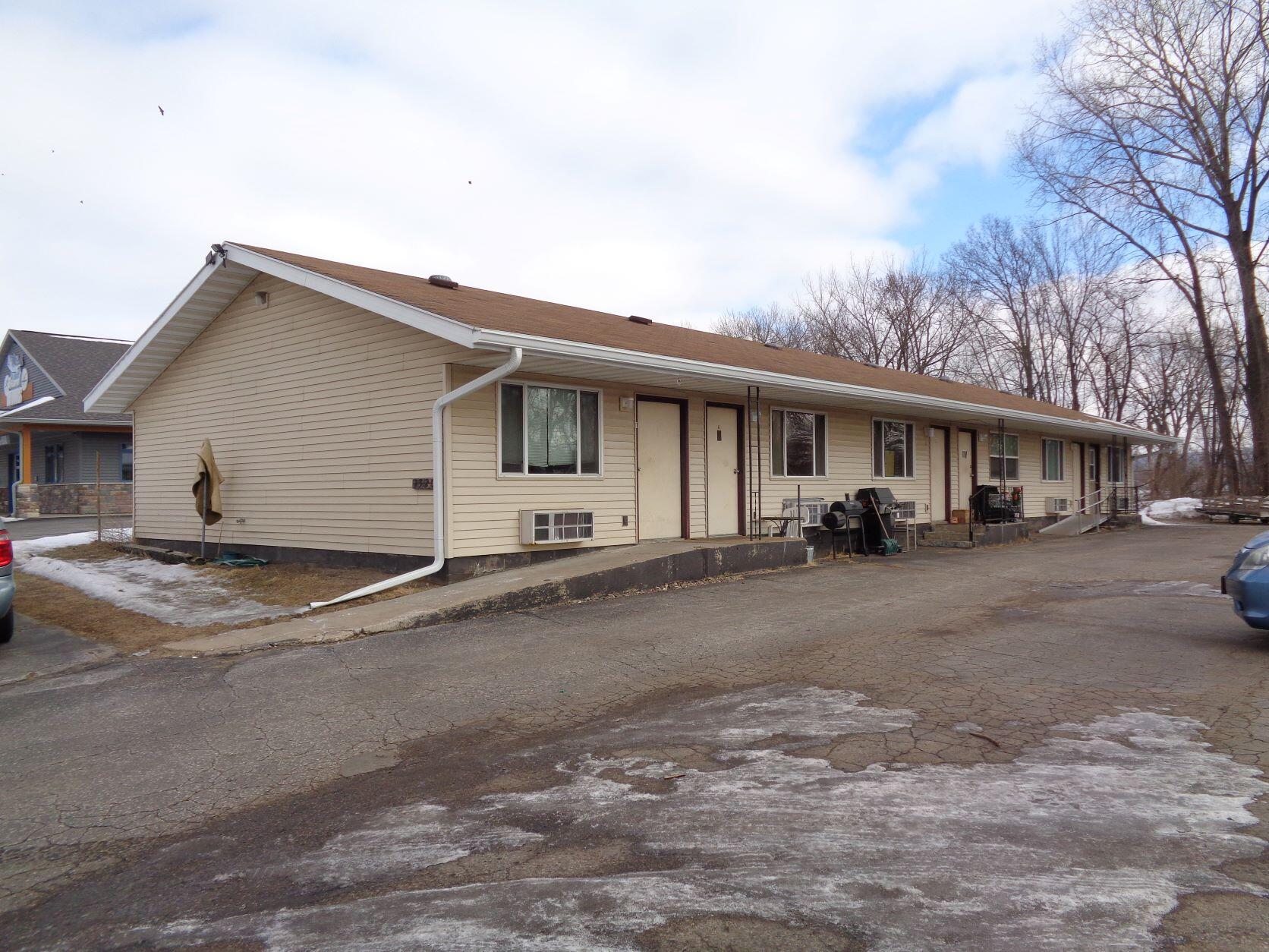 1320 Bainbridge Street, Unit 1316, Campbell, WI 54603 | Compass