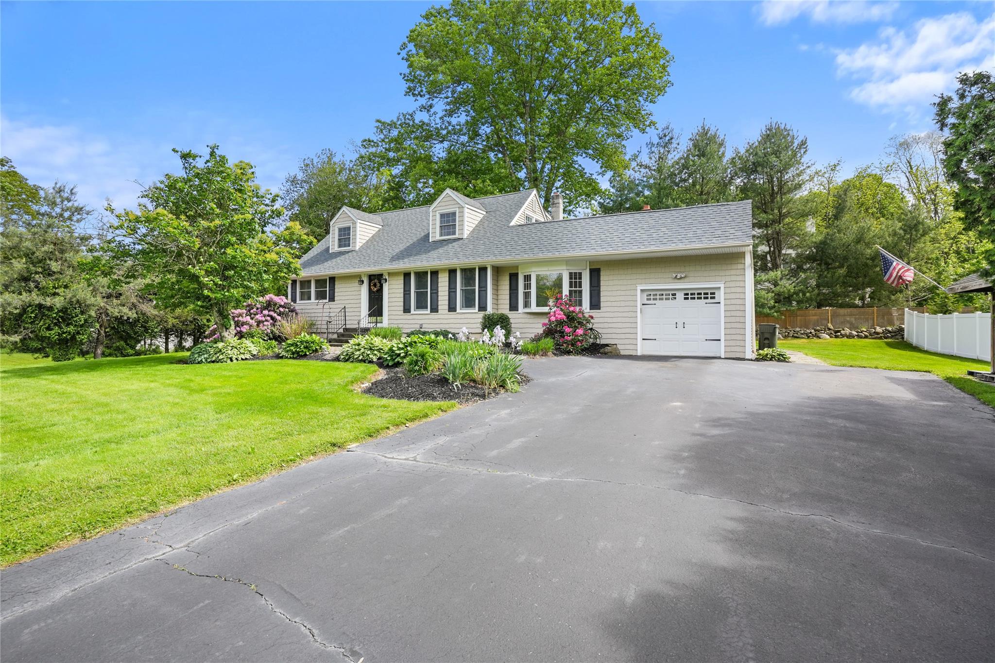 7 Rustic Rd, Mahopac, NY 10541 | MLS #866691 | Compass