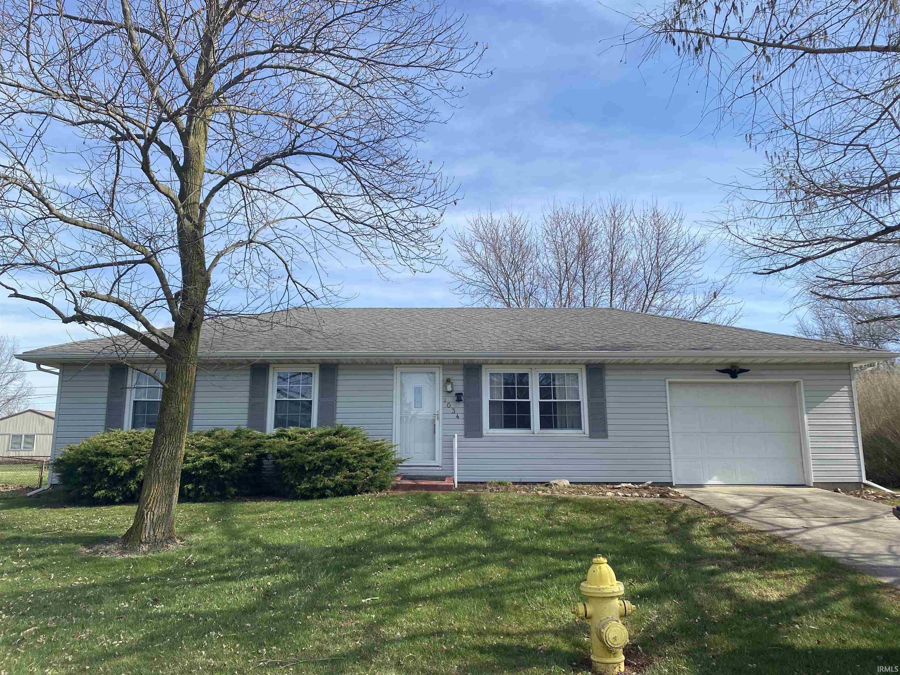 1034 Cedar Road, Winchester, IN 47394 | Compass