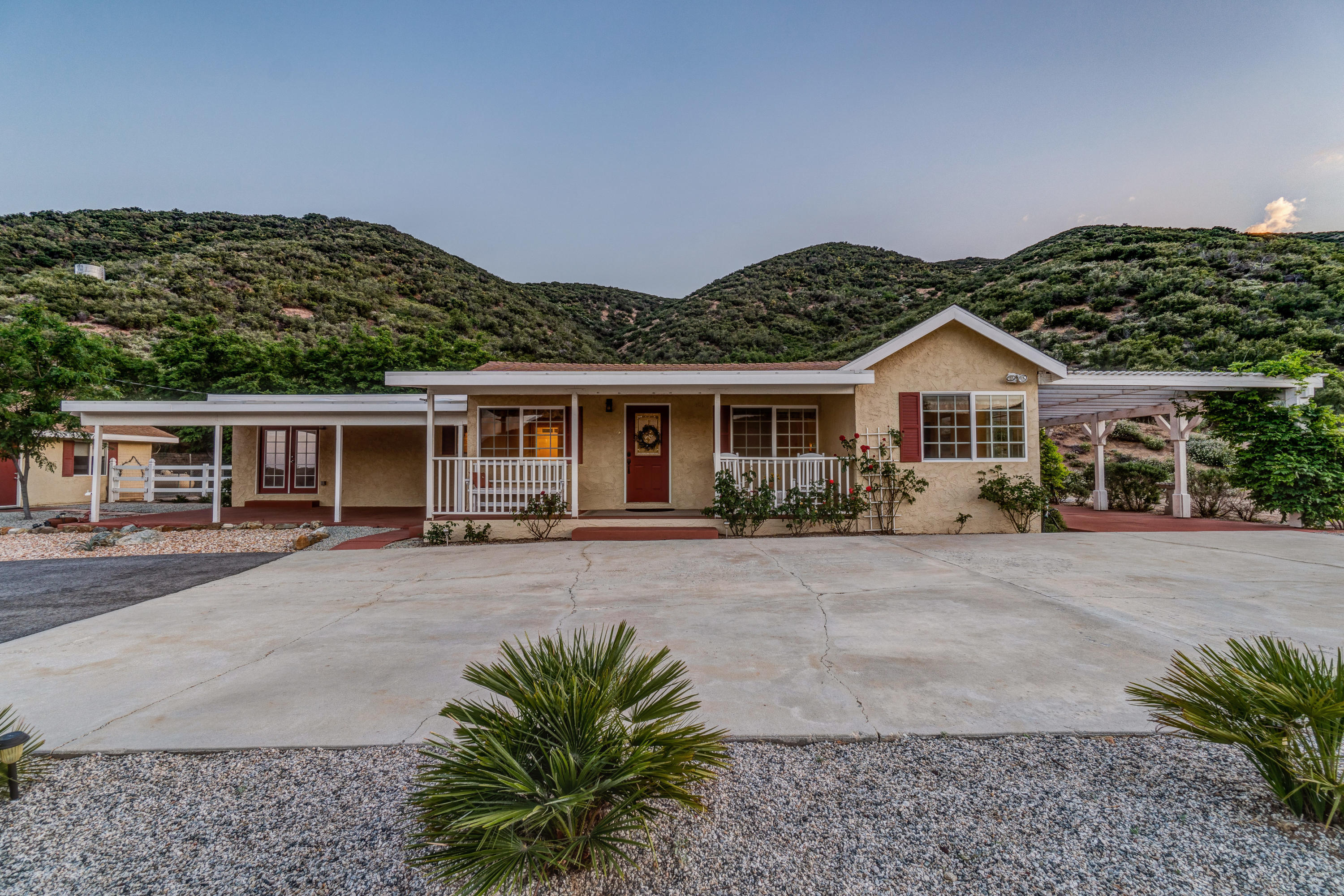9070 Lost Valley Ranch Road, Leona Valley, CA 93551 | Compass