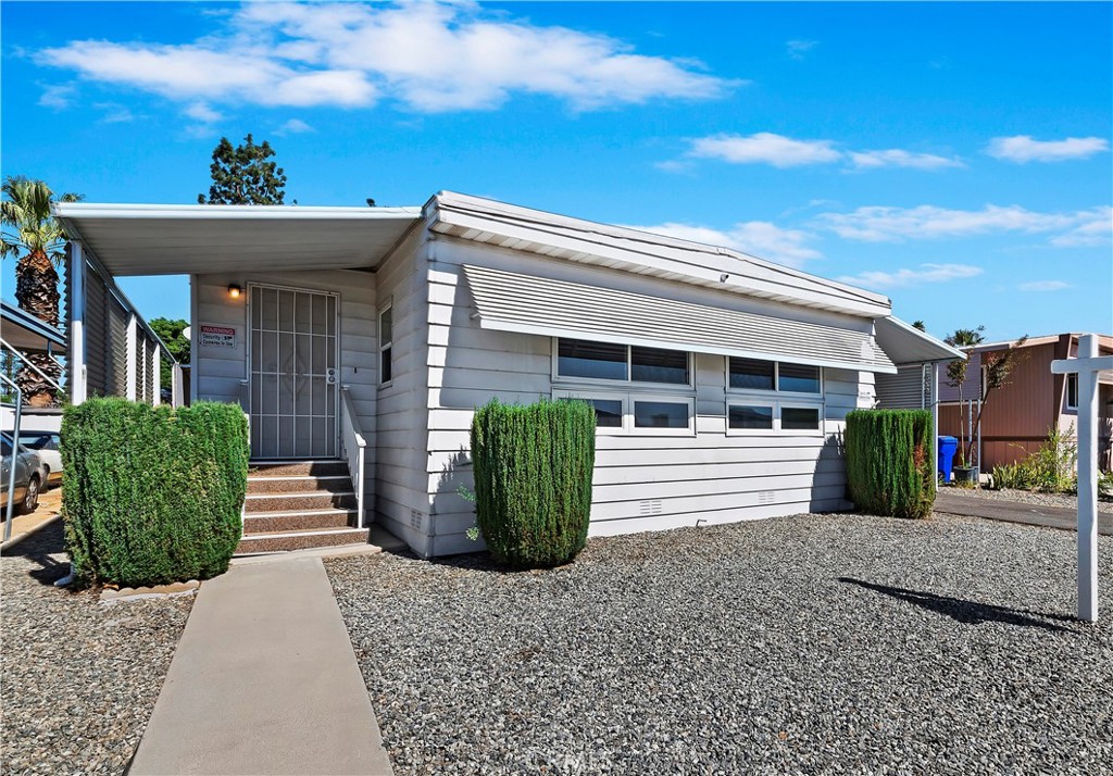 Round Table Clubhouse Concord | Cabinets Matttroy