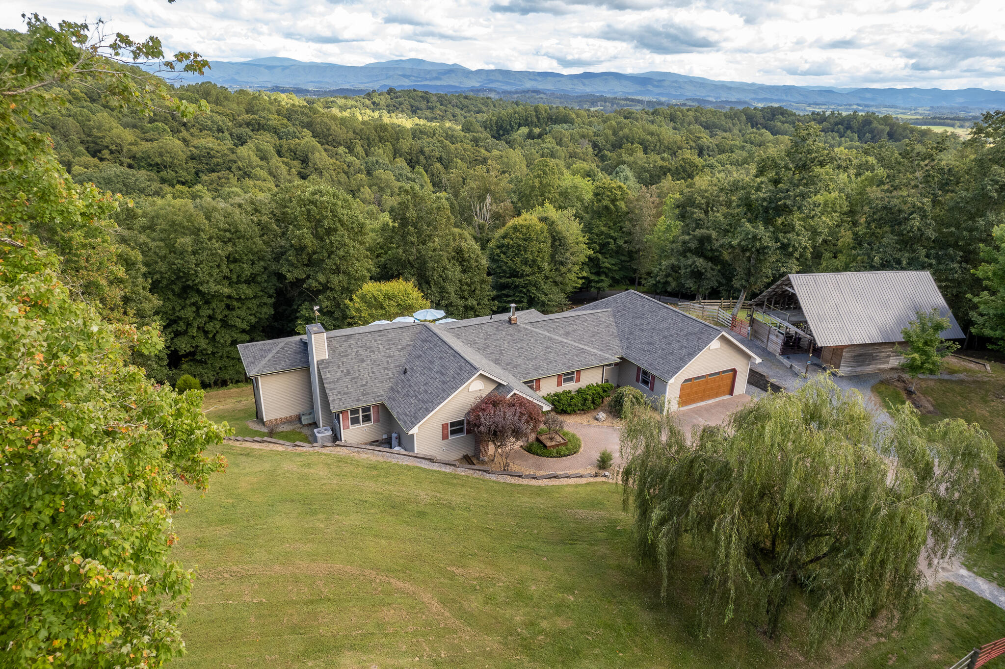 10436 Echo Lane, Glade Spring, VA 24340 | Compass