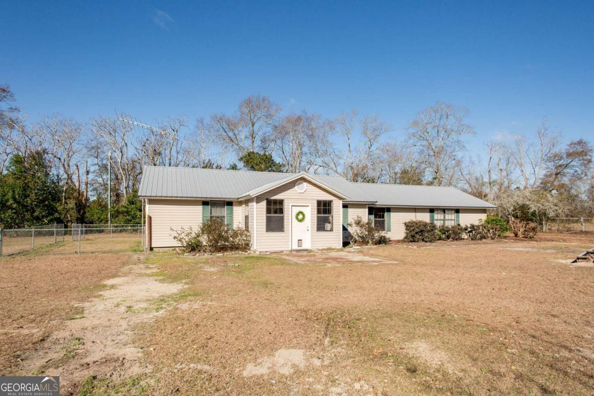 101 Pebble Lane, Pearson, GA 31642 | Compass