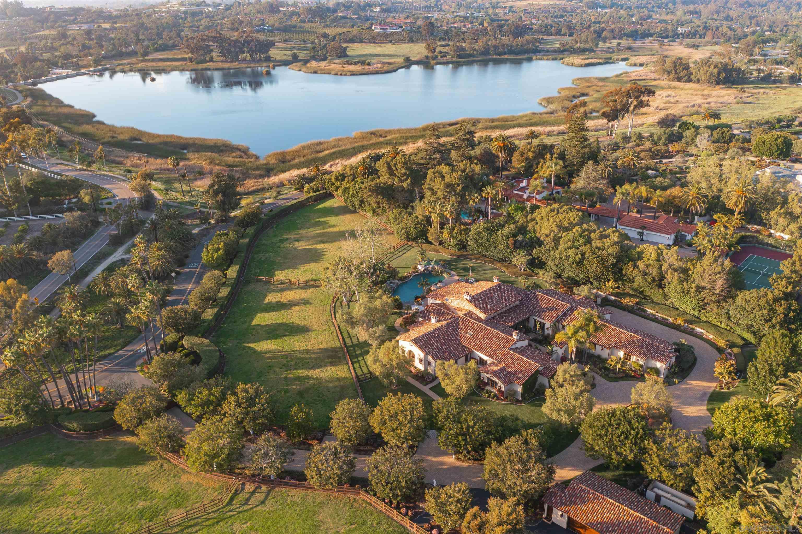 6473 Lago Lindo, Rancho Santa Fe, CA 92067 | Compass