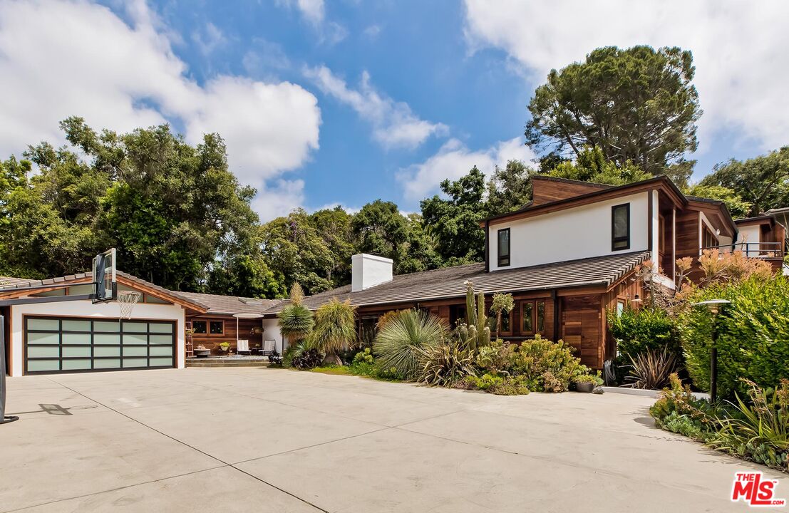 1851 Kimberly Lane, Los Angeles, CA 90049 | Compass