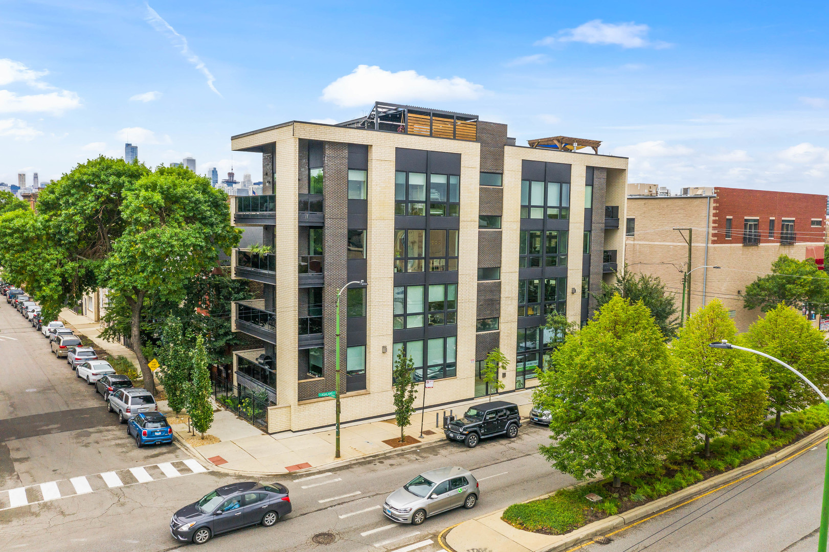 1533 West Superior Street, Unit PHN2, Chicago, IL 60642 | Compass