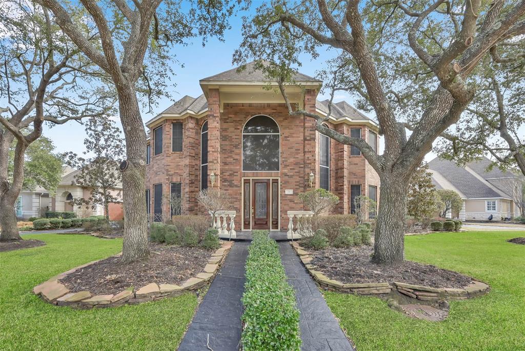 24 Stonegate Park Court, Spring, TX 77379 | Compass
