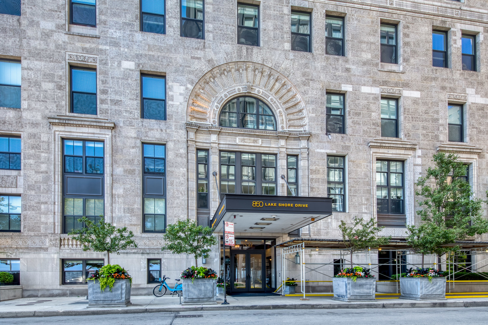 850 North Lake Shore Drive, Unit 507, Chicago, IL 60611 | Compass