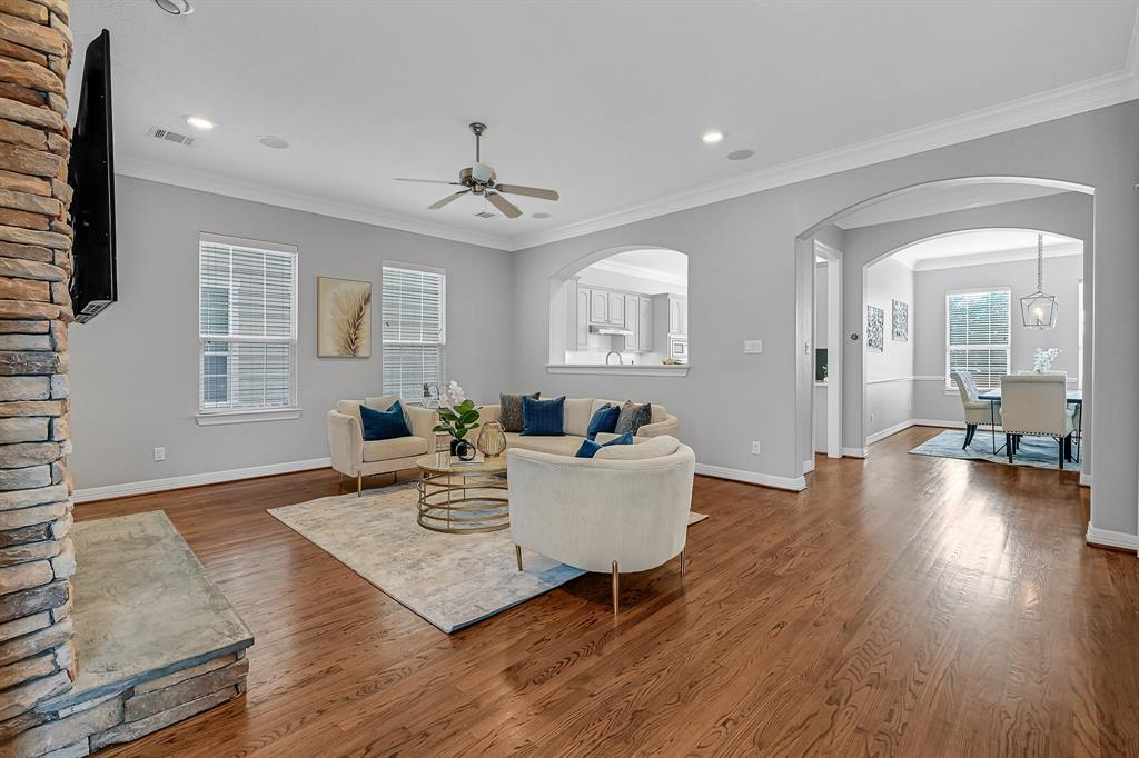 1426 West 26th Street, Houston, TX 77008 | Compass