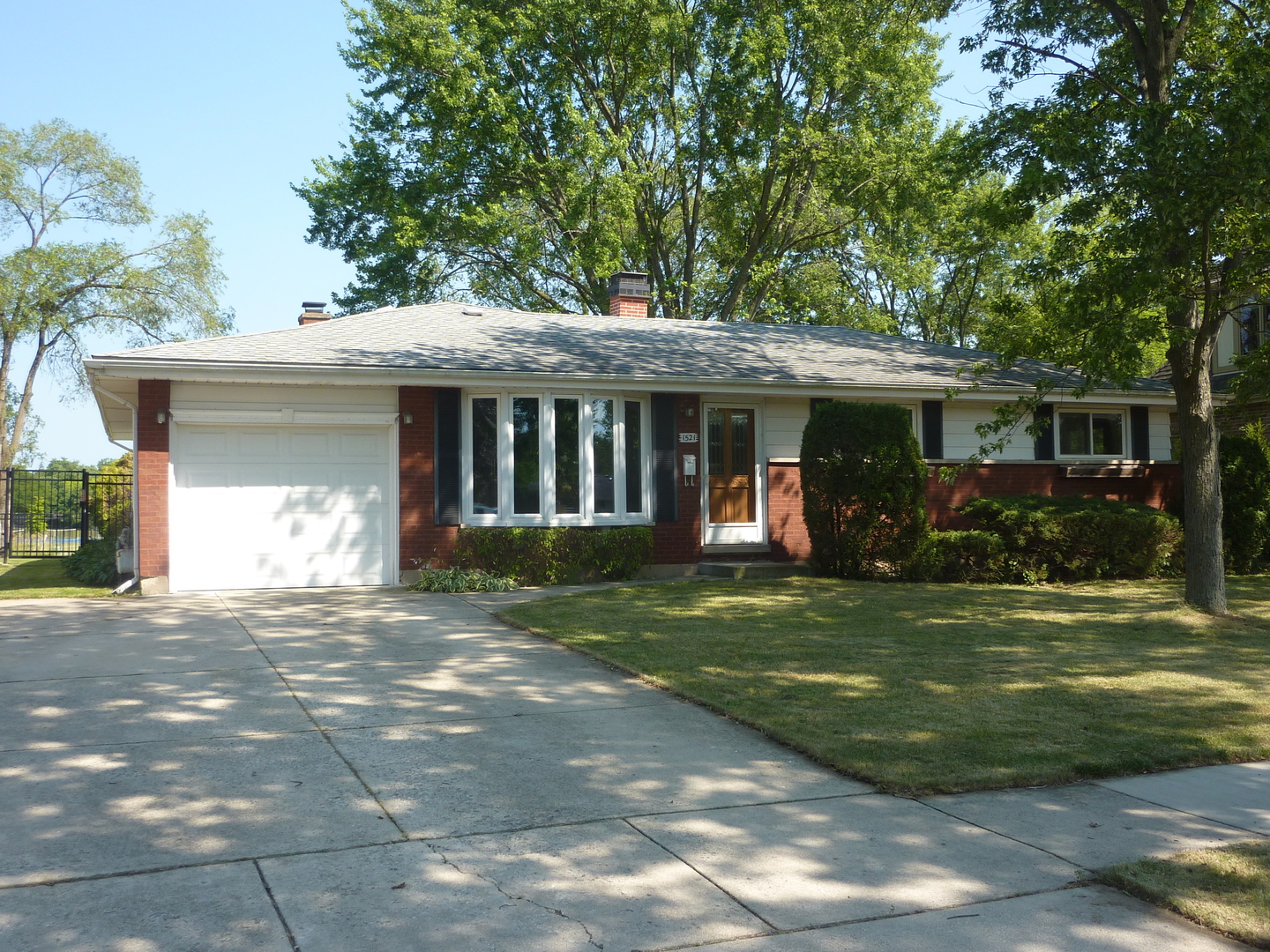 1521 North Walnut Avenue, Arlington Heights, IL 60004 | Compass