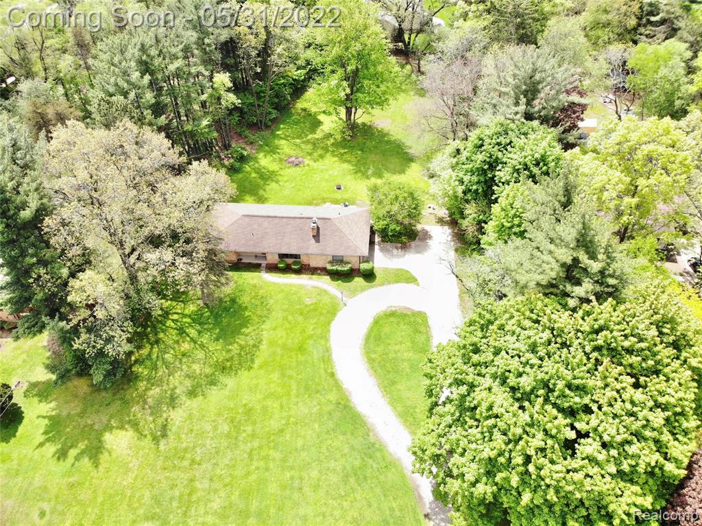 2088 North Pontiac Trail, Walled Lake, MI 48390 | Compass