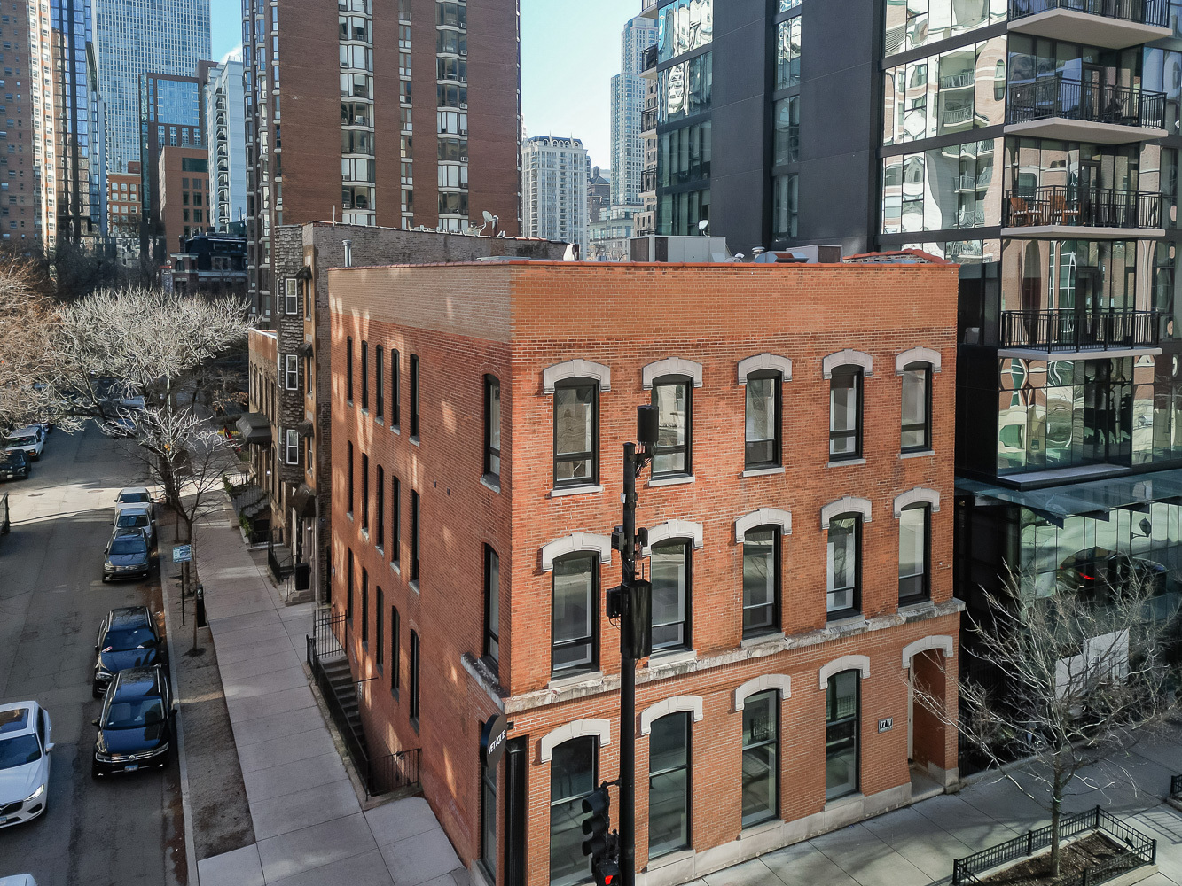 77 West Chestnut Street, Unit 3A, Chicago, IL 60610 | Compass