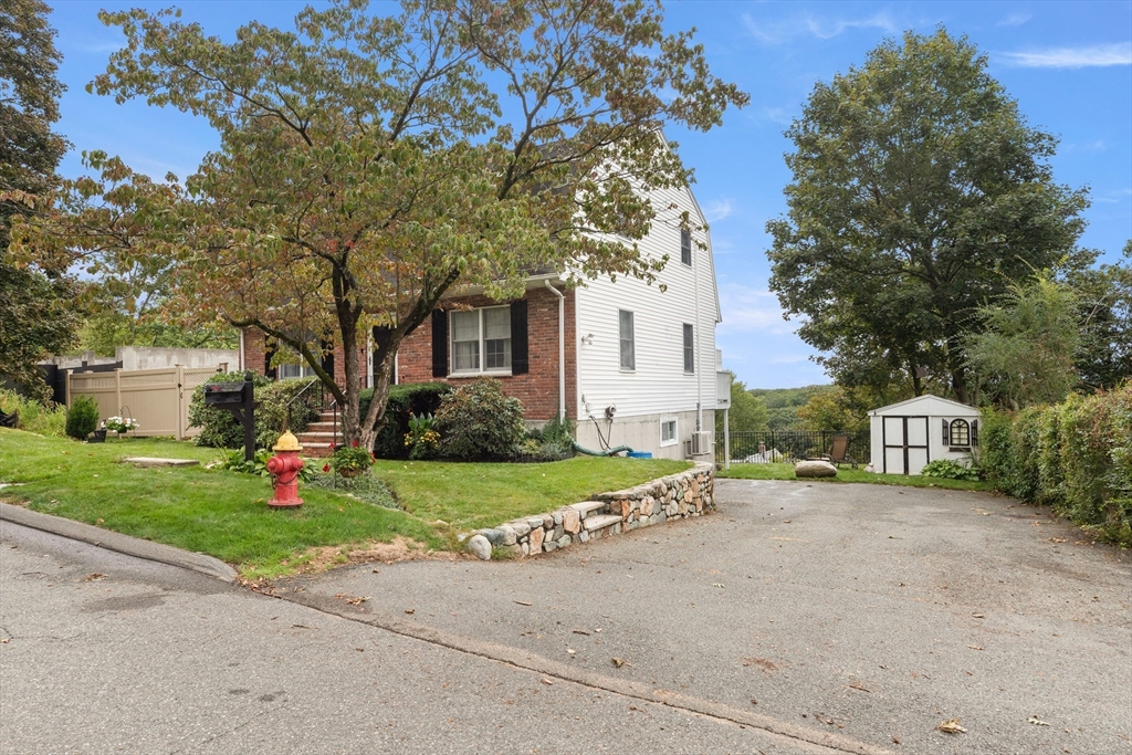 27 Temple St, Melrose, MA 02176 | MLS #73433912 | Compass