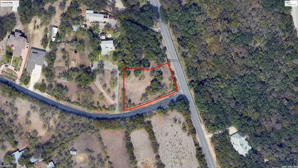 Land for Sale in Silver Creek Villas Townhomes, TX | Compass