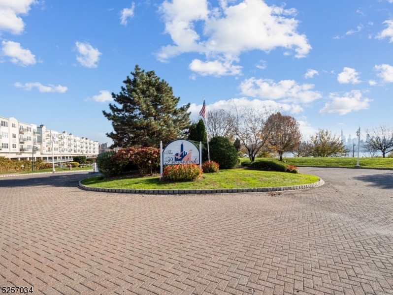 101 The Promenade, Edgewater, NJ 07020 | Compass