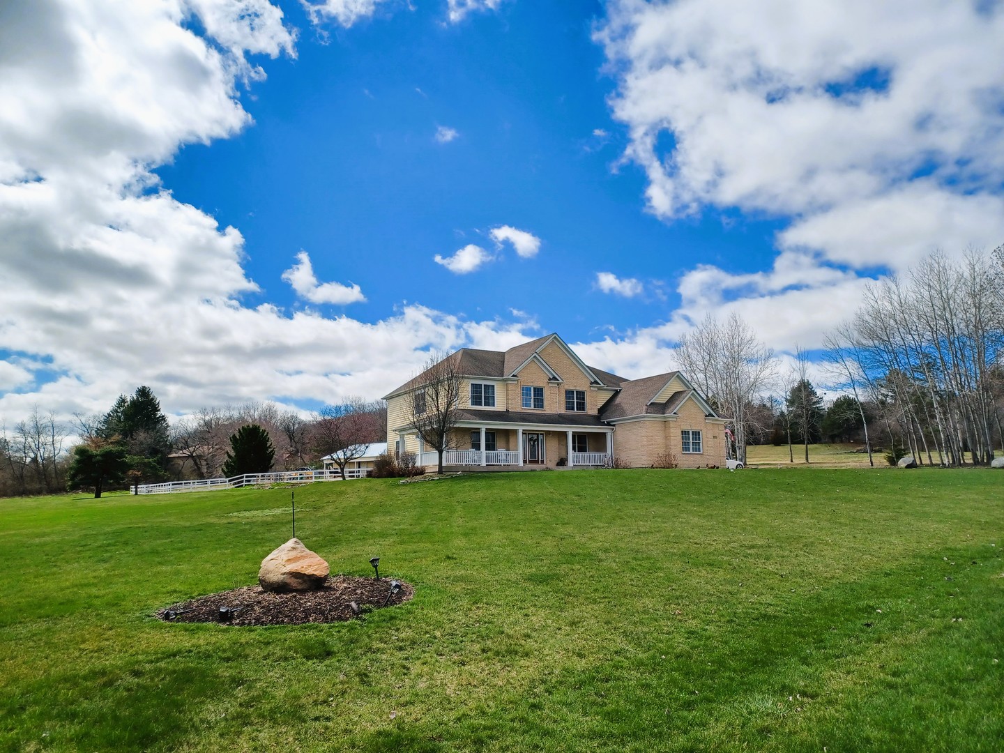 7271 Orchard Valley Drive, Bull Valley, IL 60050 | Compass