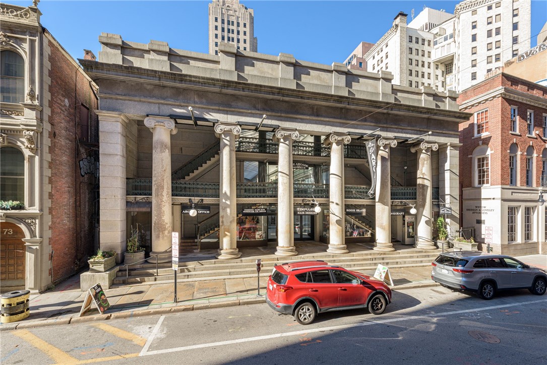 65 Weybosset St, Unit 212, Providence, RI 02903 | MLS #1347326 | Compass