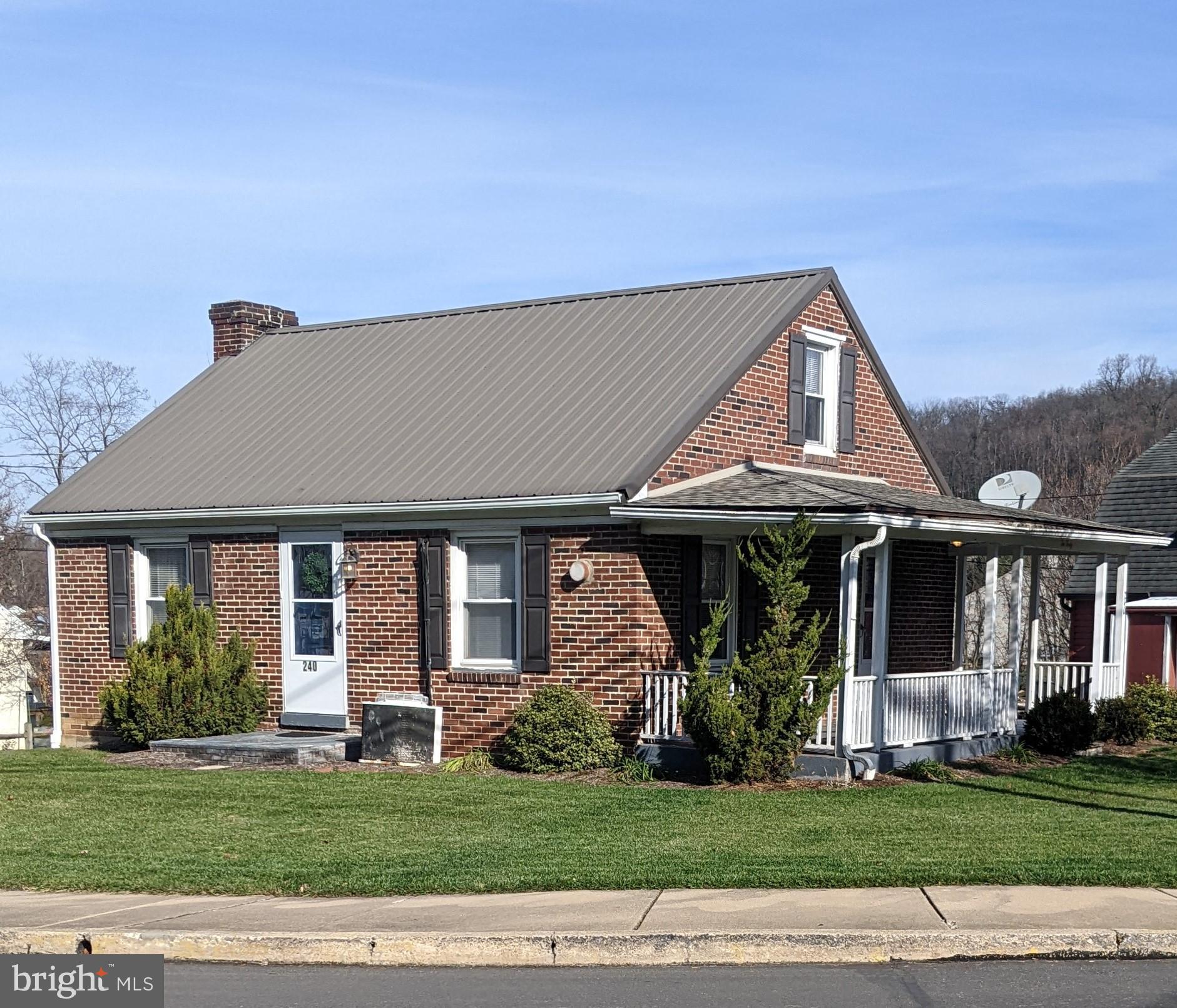 240 East Fulton Street, Ephrata, PA 17522 | Compass