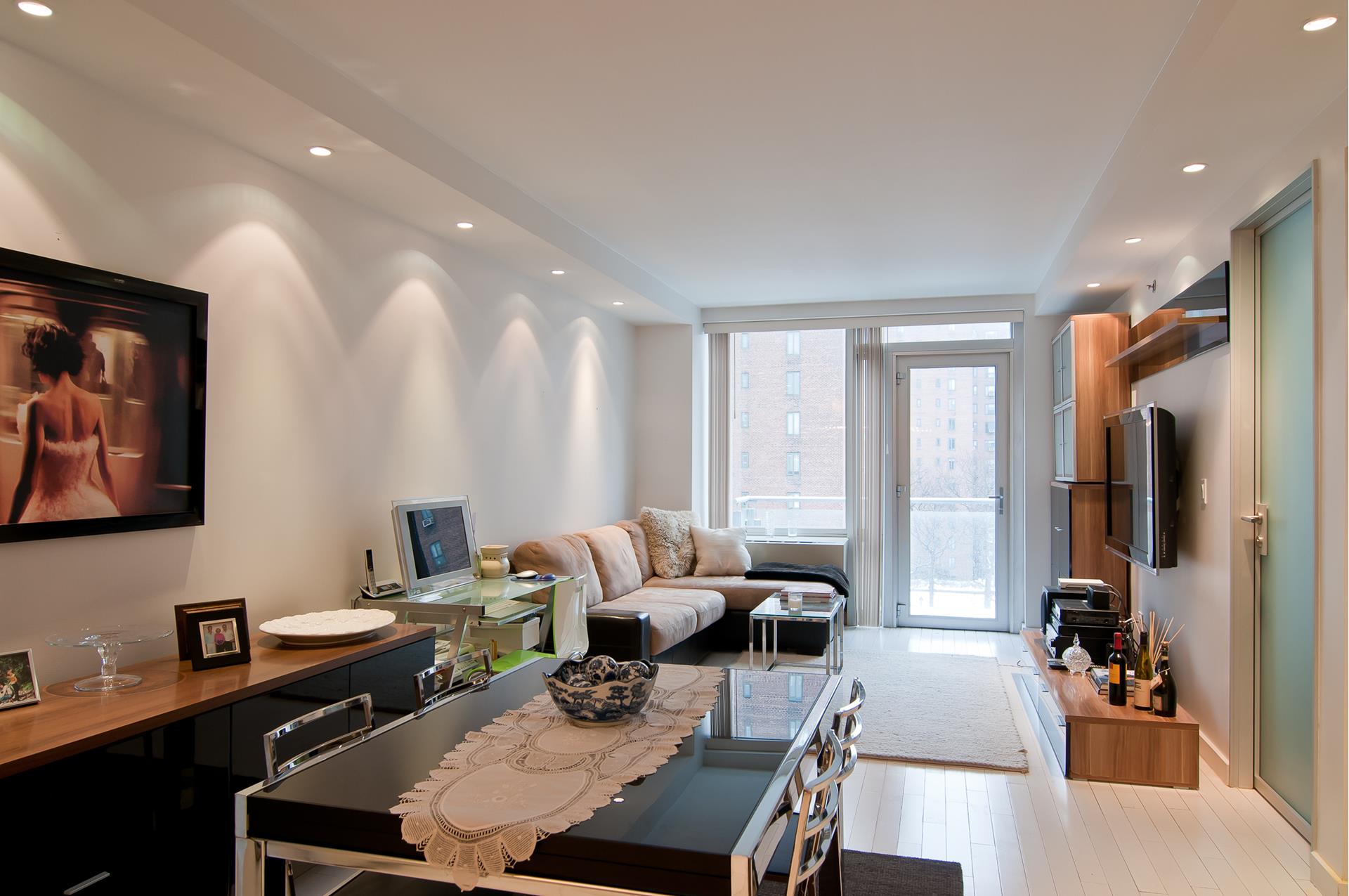 425 East 13th Street, Unit 6N, Manhattan, NY 10009 | Compass