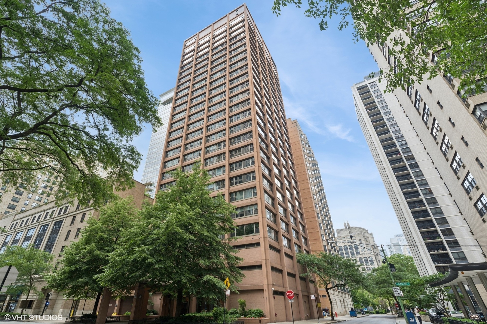 247 E Chestnut St, Unit 2504, Chicago, IL 60611 | MLS #12431244 | Compass