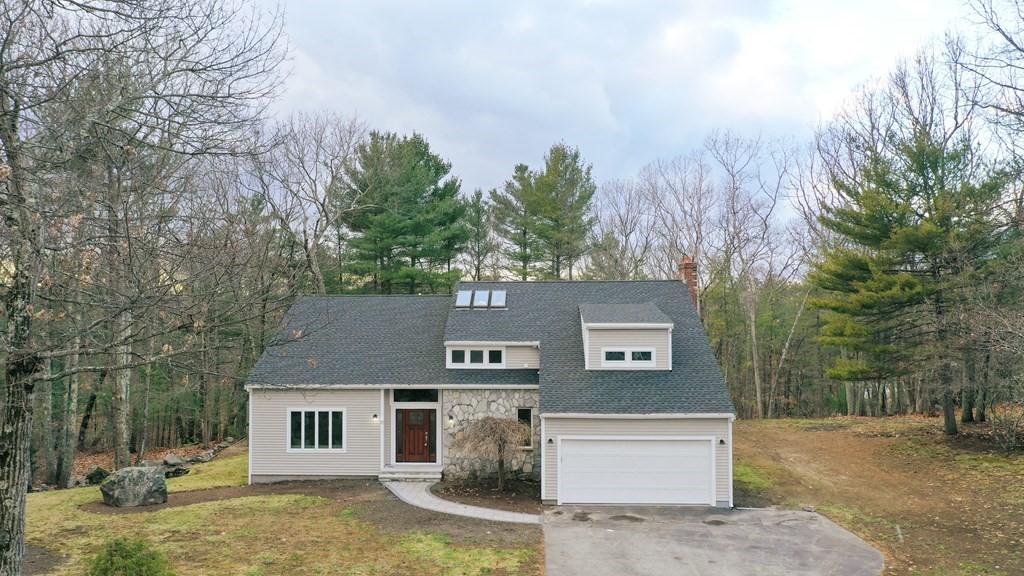 10 Stanley Road, Middleton, MA 01949 | Compass