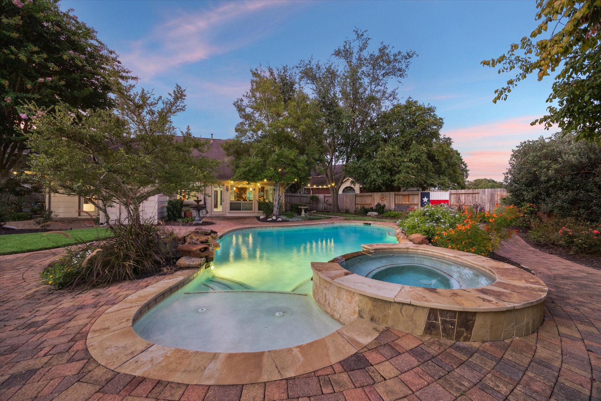 6103 Dove Fern Ct, Houston, TX 77041 | MLS #88785192 | Compass