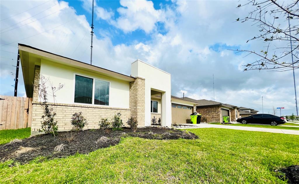 3511 Finn Landing Lane, Missouri City, TX 77459 | Compass