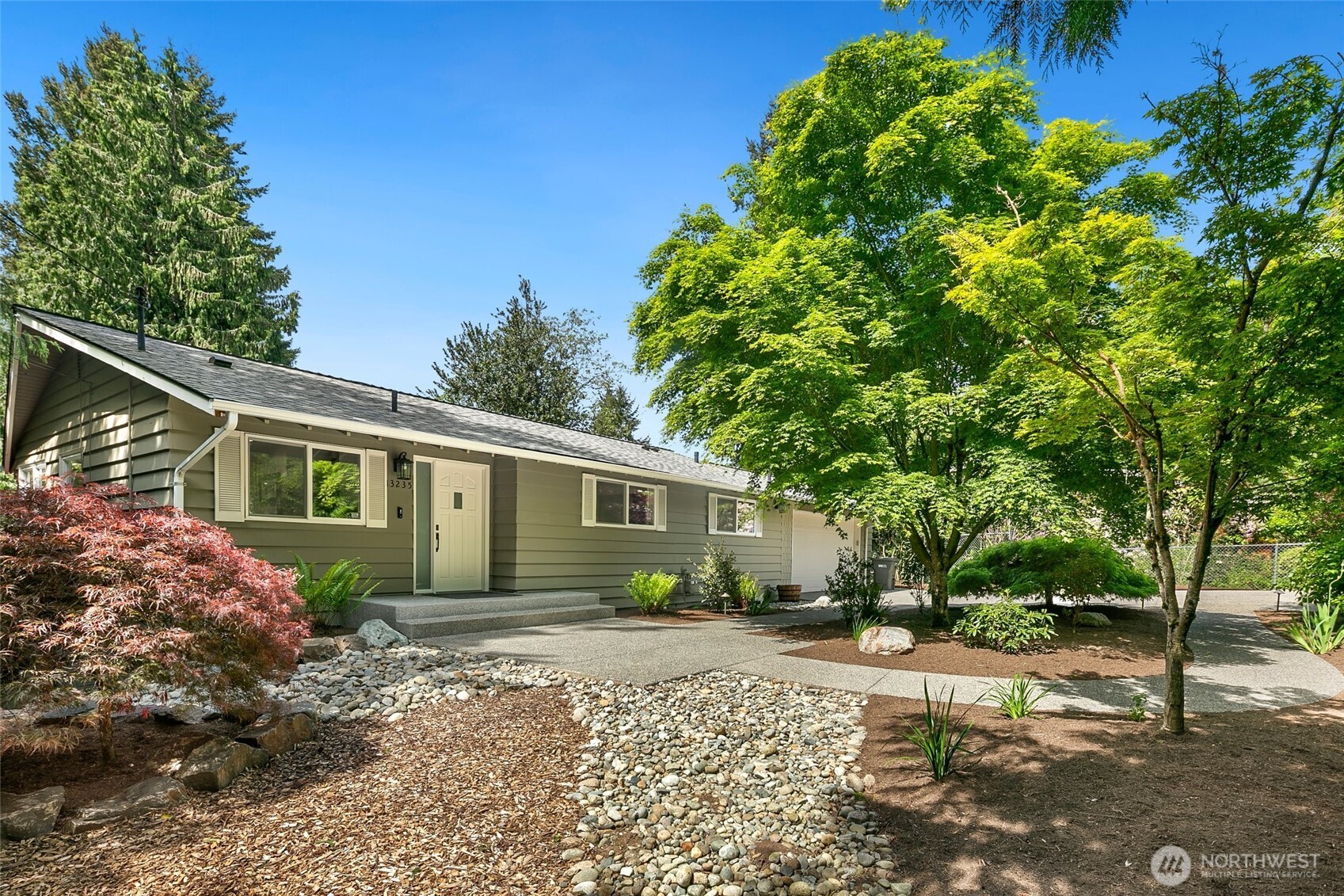 13235 68th Pl NE, Kirkland, WA 98034 | MLS #2374851 | Compass