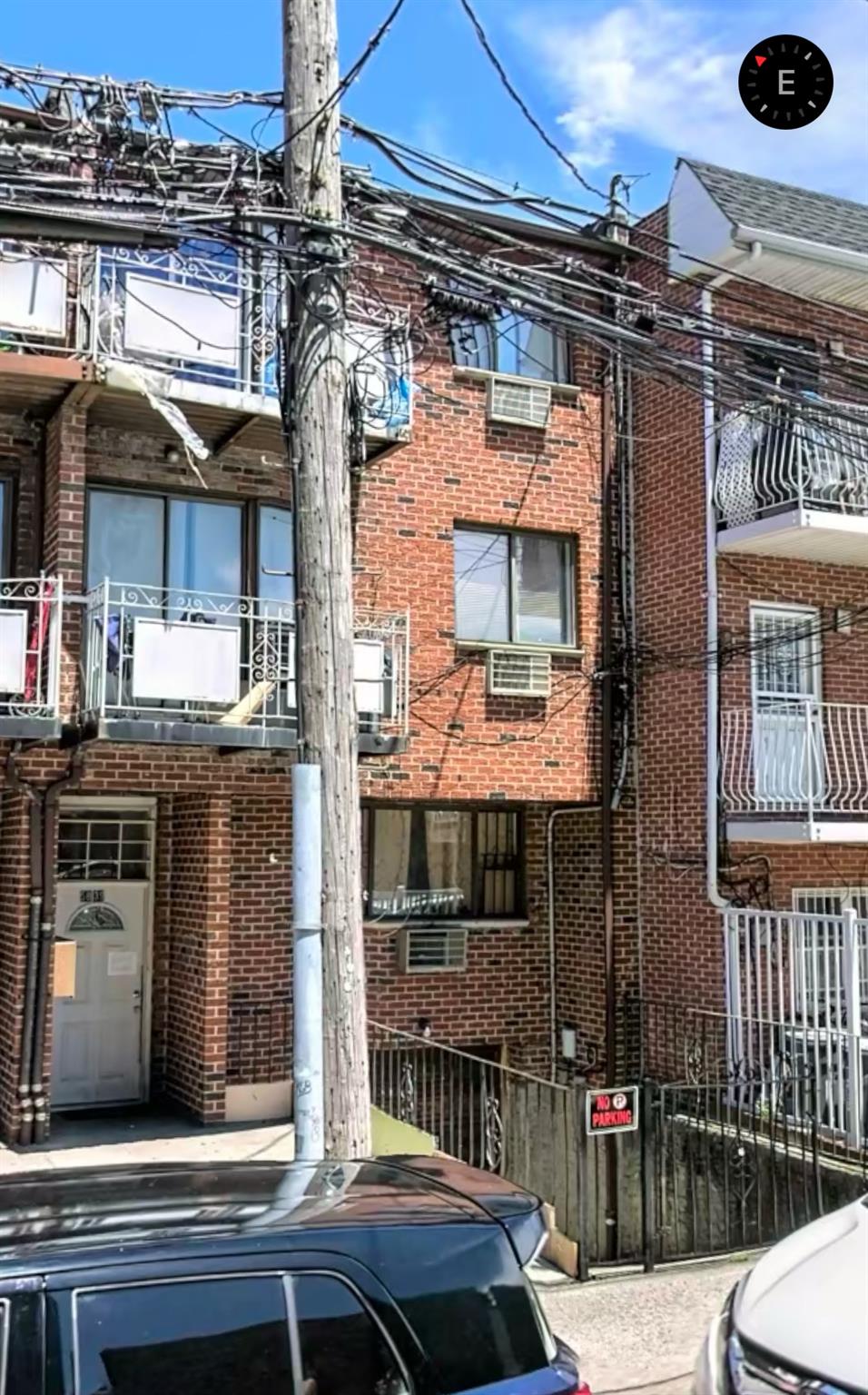 58-39 Waldron Street | Compass