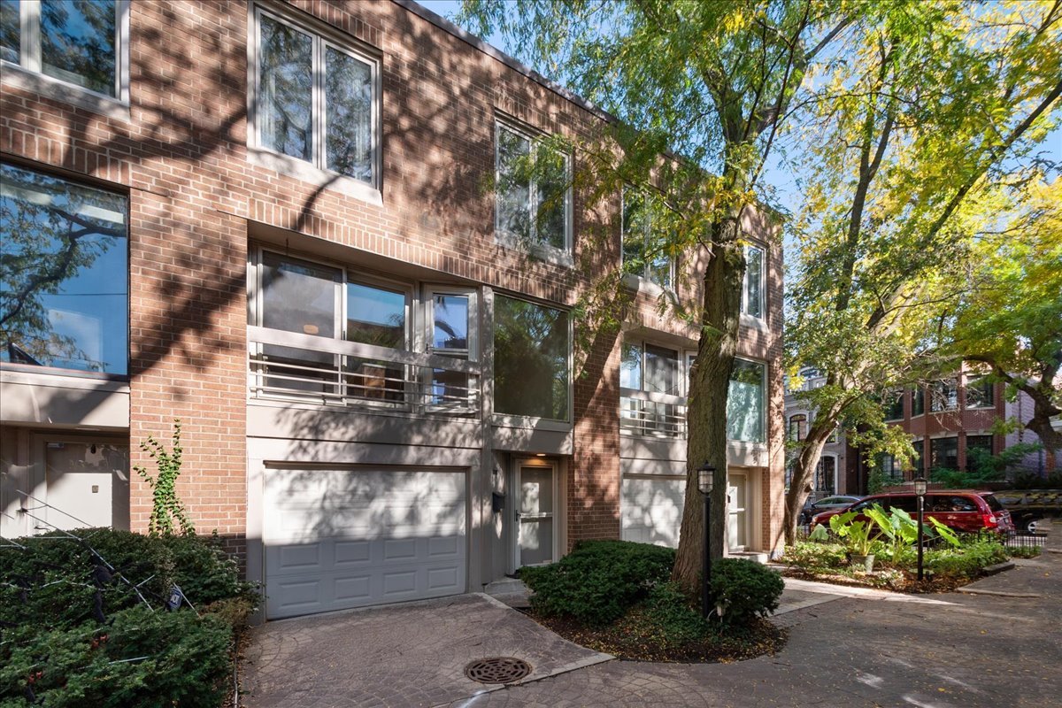 1848 N Dayton St, Chicago, IL 60614 | MLS #12502293 | Compass