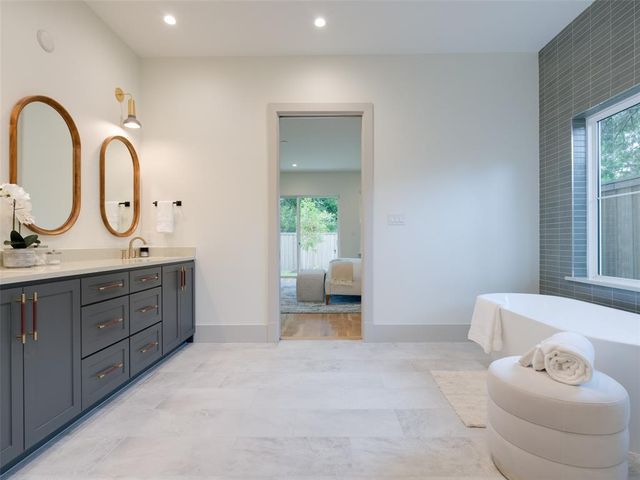 Julie Provenzano Group, Real Estate Agents - Compass