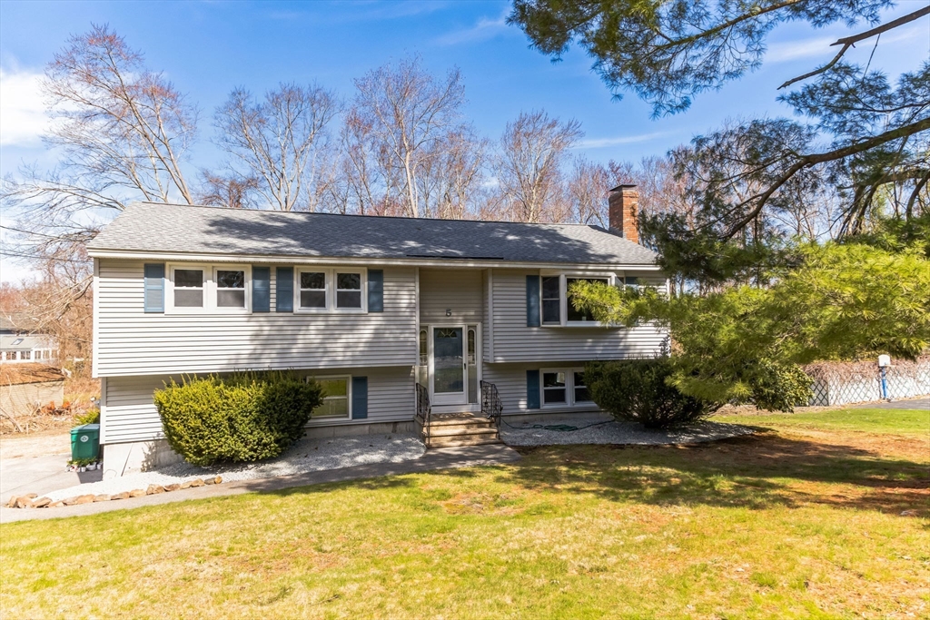 5 Dolan Road, Billerica, MA 01821 | Compass